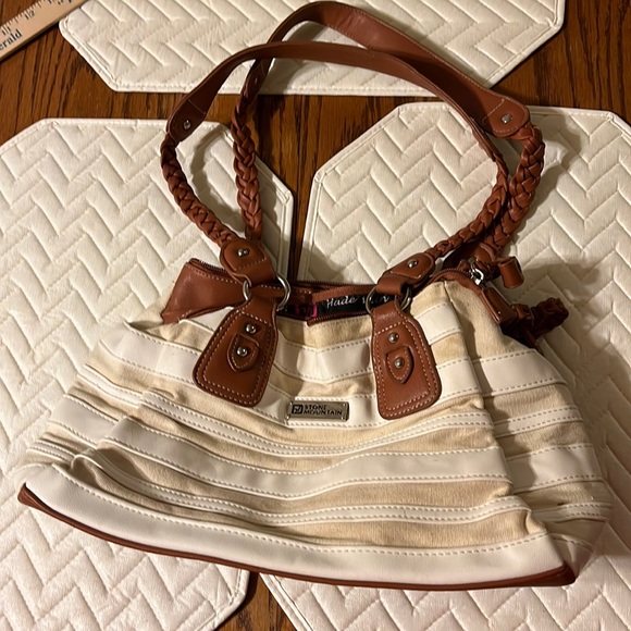 Stone Mountain Accessories | Bags | Stone Mountain Purse | Poshmark